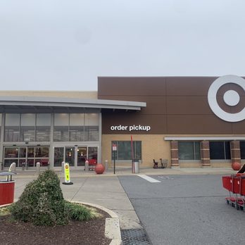 TARGET - Updated December 2025 - 51 Photos & 58 Reviews - 3101 Donnell ...