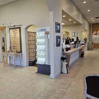 JOHNSON CURRAN OPTOMETRY CENTERS - Updated December 2025 - 57 Photos ...