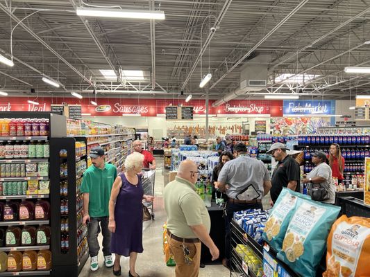 SEABRA FOODS - Updated October 2025 - 29 Photos - 9489 W Colonial Dr ...