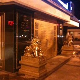 FIVE HAPPINESS - Updated January 2026 - 268 Photos & 405 Reviews - 3605 ...