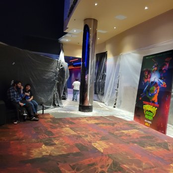 REGAL EDWARDS HOUSTON MARQ’E - Updated March 2025 - 395 Photos & 412 ...