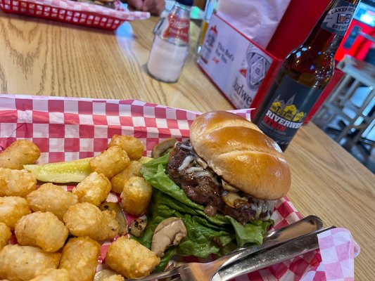 CURLY’S WATERFRONT SPORTS BAR & GRILL - 66 Photos & 98 Reviews - Sports ...