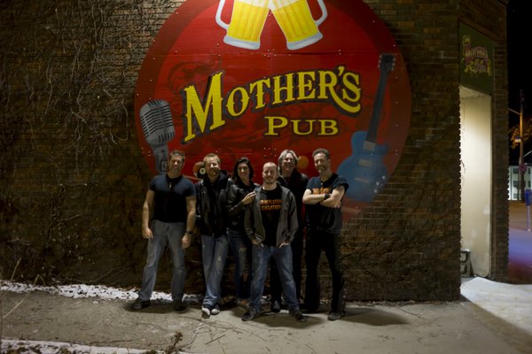 MOTHER’S PUB - Updated October 2025 - 16 Photos & 16 Reviews - 2900 ...