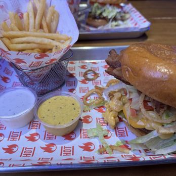 LANDMARK BAR & KITCHEN - Updated December 2025 - 62 Photos & 38 Reviews ...