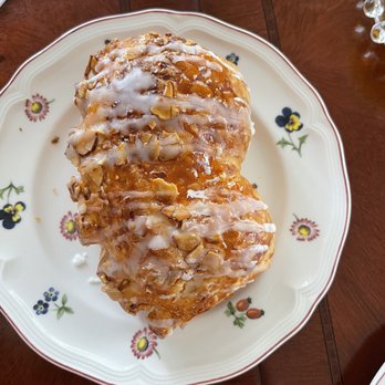 EMIL’S BAKE HOUSE - Updated June 2024 - 139 Photos & 127 Reviews - 5005 ...