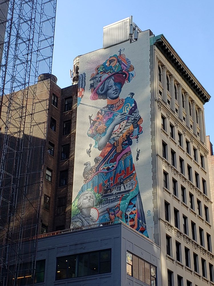 THE GILDED LADY MURAL - Updated June 2024 - 27 Photos - 236 5th Ave ...