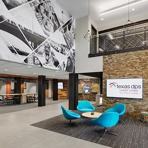 UFCU - Updated February 2025 - 26 Photos & 100 Reviews - 3305 Steck Ave ...