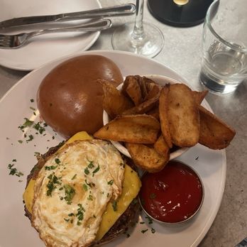 LAUDY BAR - Updated October 2025 - 203 Photos & 79 Reviews - 433 NW 1st ...