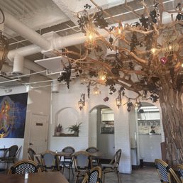 LANDEROS MEXICAN GRILL + CANTINA - Updated July 2025 - 450 Photos & 405 ...