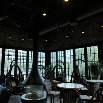 PUTTERY - Updated April 2025 - 474 Photos & 326 Reviews - 210 Rampart ...