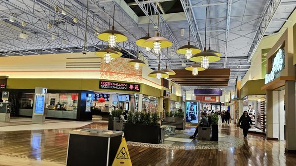VAUGHAN MILLS - Updated January 2025 - 262 Photos & 182 Reviews - 1 ...