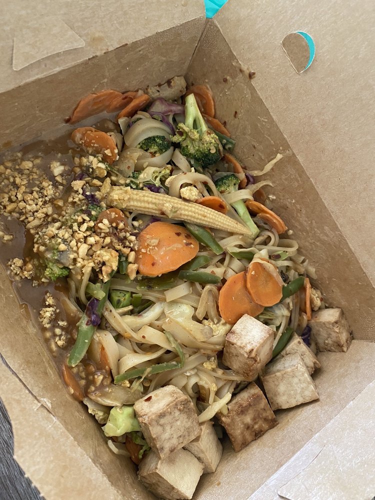 QUICK WOK - 79 Photos & 170 Reviews - 908 E Woodin Ave, Chelan ...