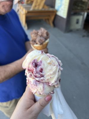 SNOW GOOSE PRODUCE - Updated June 2024 - 394 Photos & 195 Reviews ...