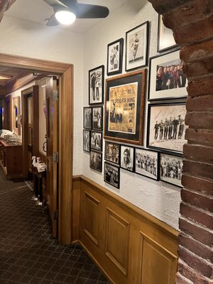 PEPI’S BAR & RESTAURANT - Updated January 2026 - 376 Photos & 441 ...