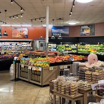 UNITED SUPERMARKETS - Updated December 2025 - 15 Photos - 1229 Hwy 16 S ...