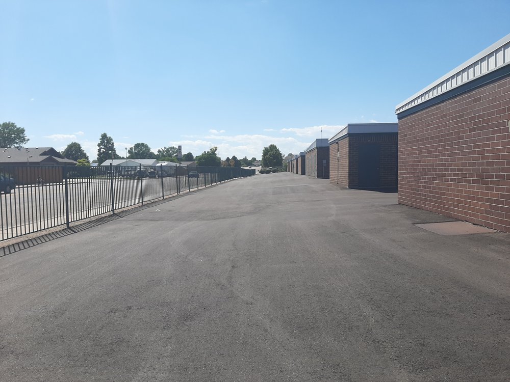 EVANS SELF STORAGE - 11 Photos - 1405 32nd St, Evans, Colorado - Self ...