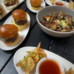 SAMPAN - Updated April 2025 - 3205 Photos & 2372 Reviews - 124 S 13th ...