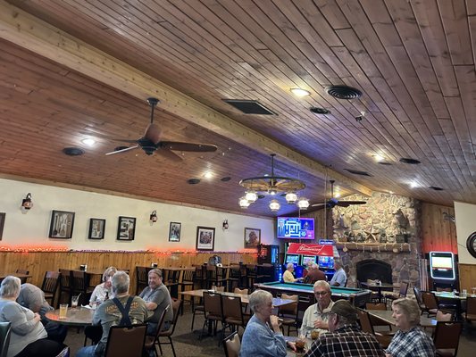 GREEN LANTERN STEAK HOUSE & LOUNGE - Updated November 2024 - 17 Photos ...