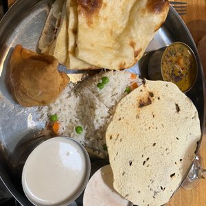 HIMALAYAN YETI - 210 Photos & 306 Reviews - 3515 S Kingshighway Blvd ...