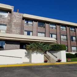 CHICAGO RIDGE NURSING & REHAB - 14 Photos - 10602 Southwest Hwy ...