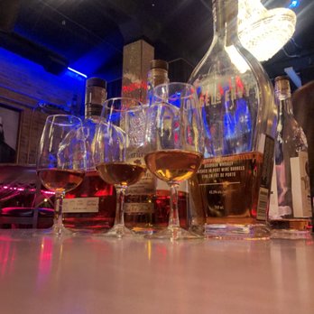 CC LOUNGE & WHISKY BAR - Updated October 2025 - 105 Photos & 117 ...