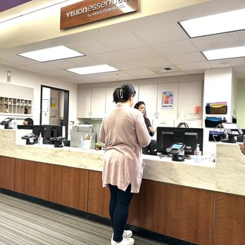 KAISER PERMANENTE WOODLAND HILLS MEDICAL CENTER - Updated March 2025 ...