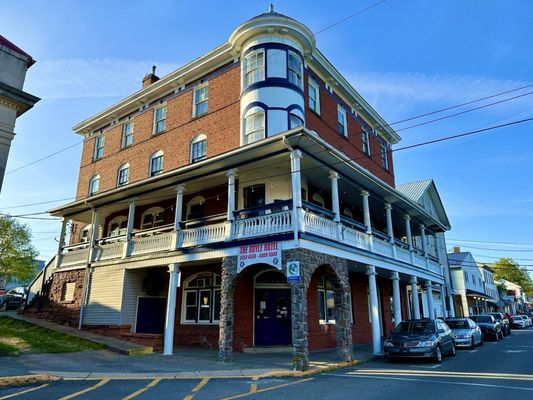 THE DOYLE HOTEL - Updated August 2025 - 17 Photos - 7 N Market St ...