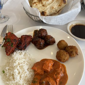 MANTRA - Updated August 2025 - 316 Photos & 336 Reviews - 275 W State ...