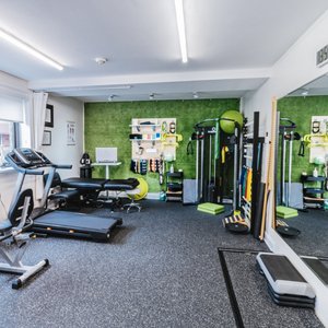 PENN SPORTS MEDICINE WEIGHTMAN HALL - Updated September 2025 - 235 ...