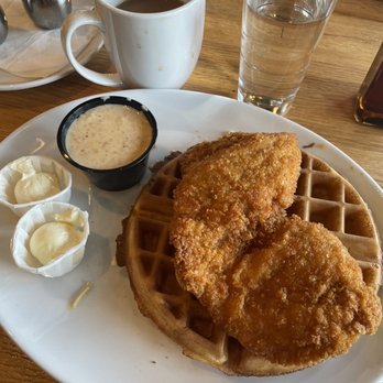 MAD ROOSTER CAFE - MILWAUKEE - Updated May 2024 - 1714 Photos & 1660 ...