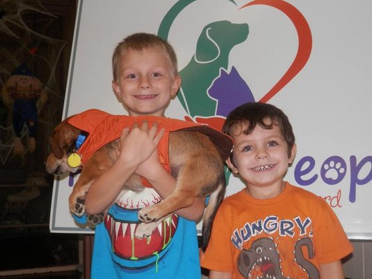 THE HUMANE SOCIETY’S PETS FUR PEOPLE - Updated May 2026 - 33 Photos ...