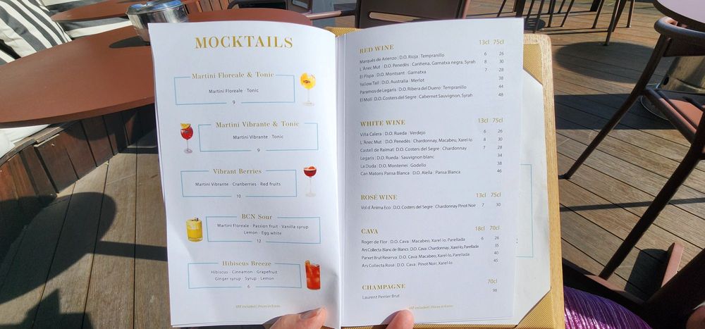 GOJA ROOFTOP - 12 Photos - C/ de Pau Claris 122, Barcelona, Spain ...