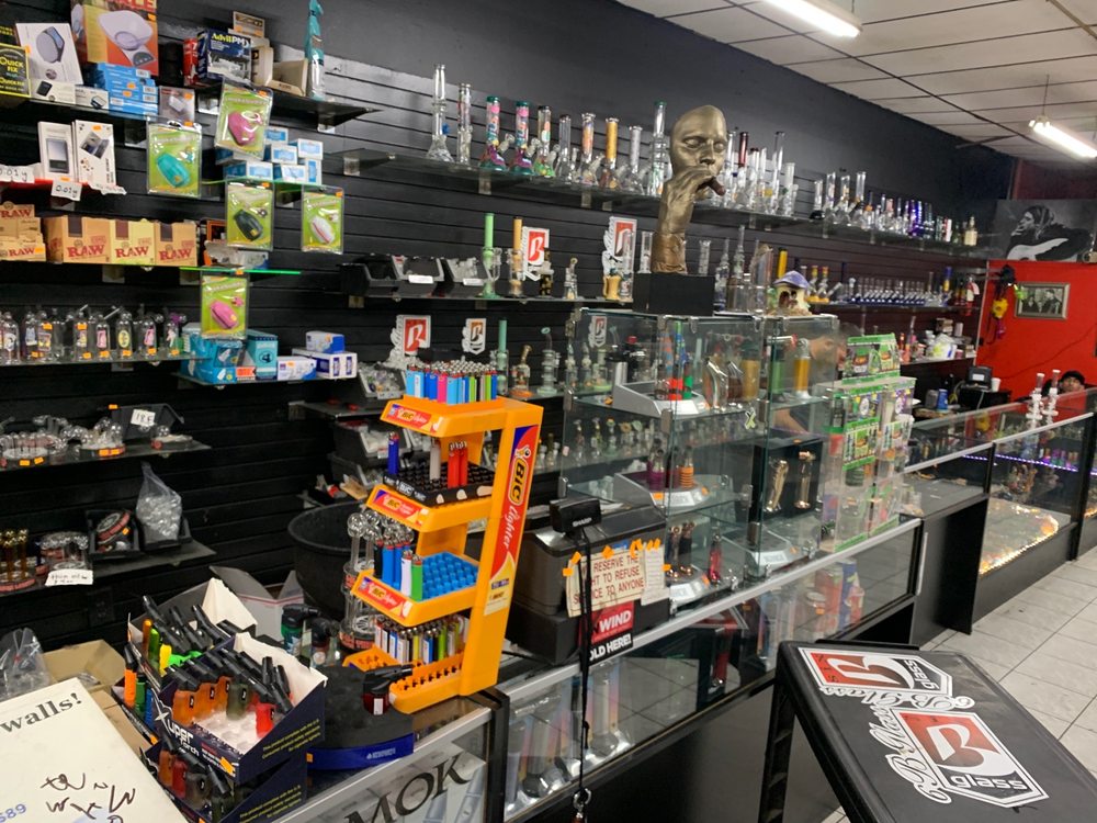 HAVANA SMOKE SHOP - Updated July 2024 - 42 Photos & 71 Reviews - 654 S ...