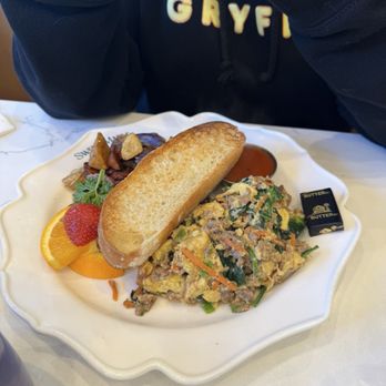 SWEET MAPLE - Updated May 2025 - 7909 Photos & 5020 Reviews - 2101 ...