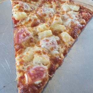 PIEZON’S PIZZERIA - 112 Photos & 241 Reviews - 15605 West Center Rd ...