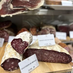 MAISON DUBERNET - Updated August 2025 - 2 rue Augereau, Paris, France ...