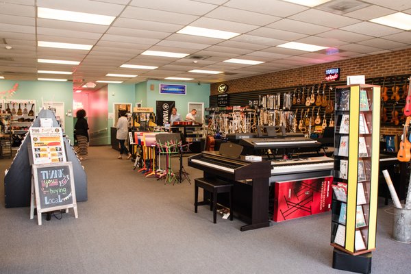 MOORE MUSIC COMPANY - 16 Photos - Musical Instruments & Teachers - 615 ...