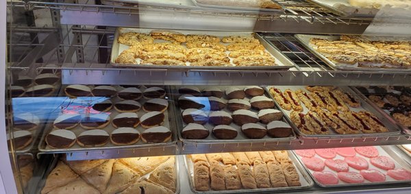 GEDDES BAKERY - 87 Photos & 39 Reviews - 421 S Main St, North Syracuse ...