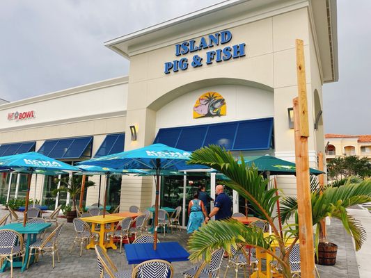 ISLAND PIG AND FISH - BBQ AND FRESH SEAFOOD - Updated December 2025 ...