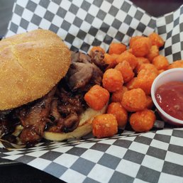 CHIP OFF THE BLOCK DELI - Updated April 2025 - 158 Photos & 107 Reviews ...