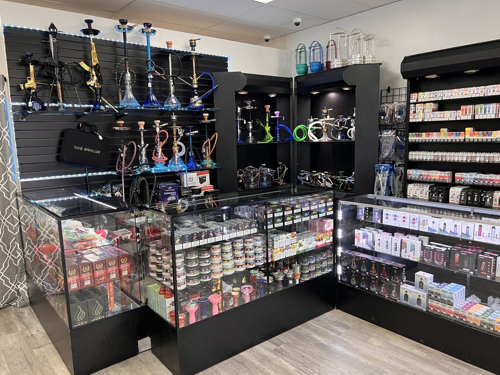 PUFF LAND SMOKE SHOP - 11500 NE 76th St, Vancouver, Washington - Vape ...