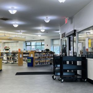 BROOKLYN PUBLIC LIBRARY - MIDWOOD LIBRARY - Updated February 2025 - 25 Photos & 13 Reviews - 975 ...