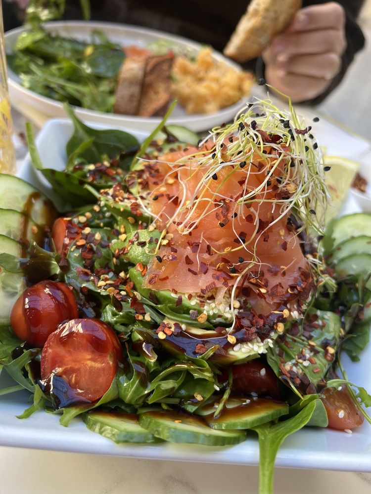 WHITE RABBIT GENEVA - Updated September 2024 - Ginebra, Genève ...