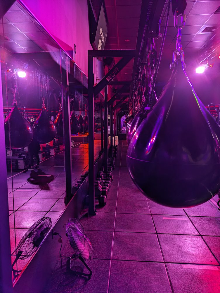 ROWDYBOX - Updated November 2025 - 28 Photos & 37 Reviews - 1918 4th ...