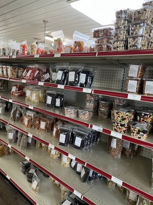 TROYER’S COUNTRY STORE - Updated March 2025 - 39 Photos - 10599 South ...