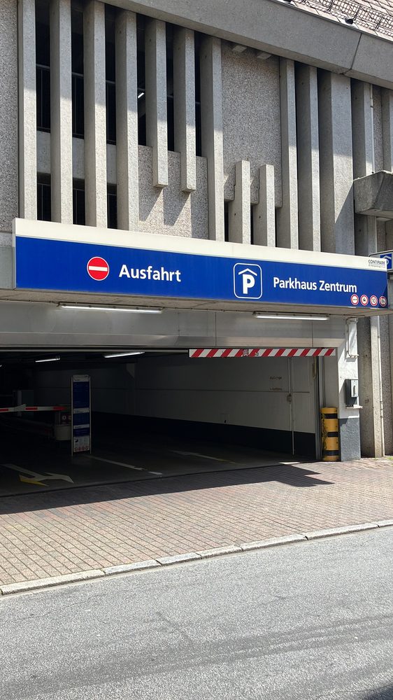 CONTIPARK PARKHAUS ZENTRUM - Updated January 2025 - Heydenreichstraße 15, Speyer, Rheinland ...