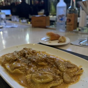 FERRARO’S RISTORANTE - Updated January 2026 - 3418 Photos & 2452 ...