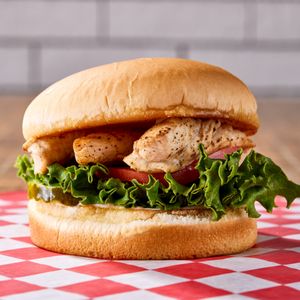 PUB W - Updated December 2025 - 203 Photos & 197 Reviews - 3720 W ...