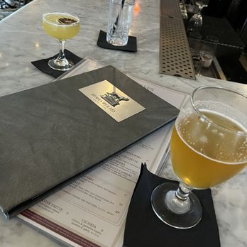 ROMAN WOLVES - Updated August 2024 - 345 Photos & 246 Reviews - 1980 ...