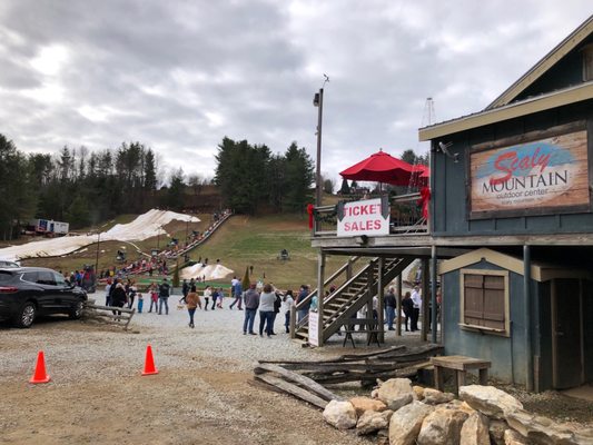 HIGHLANDS OUTPOST - Updated April 2025 - 32 Photos & 22 Reviews - 7420 ...